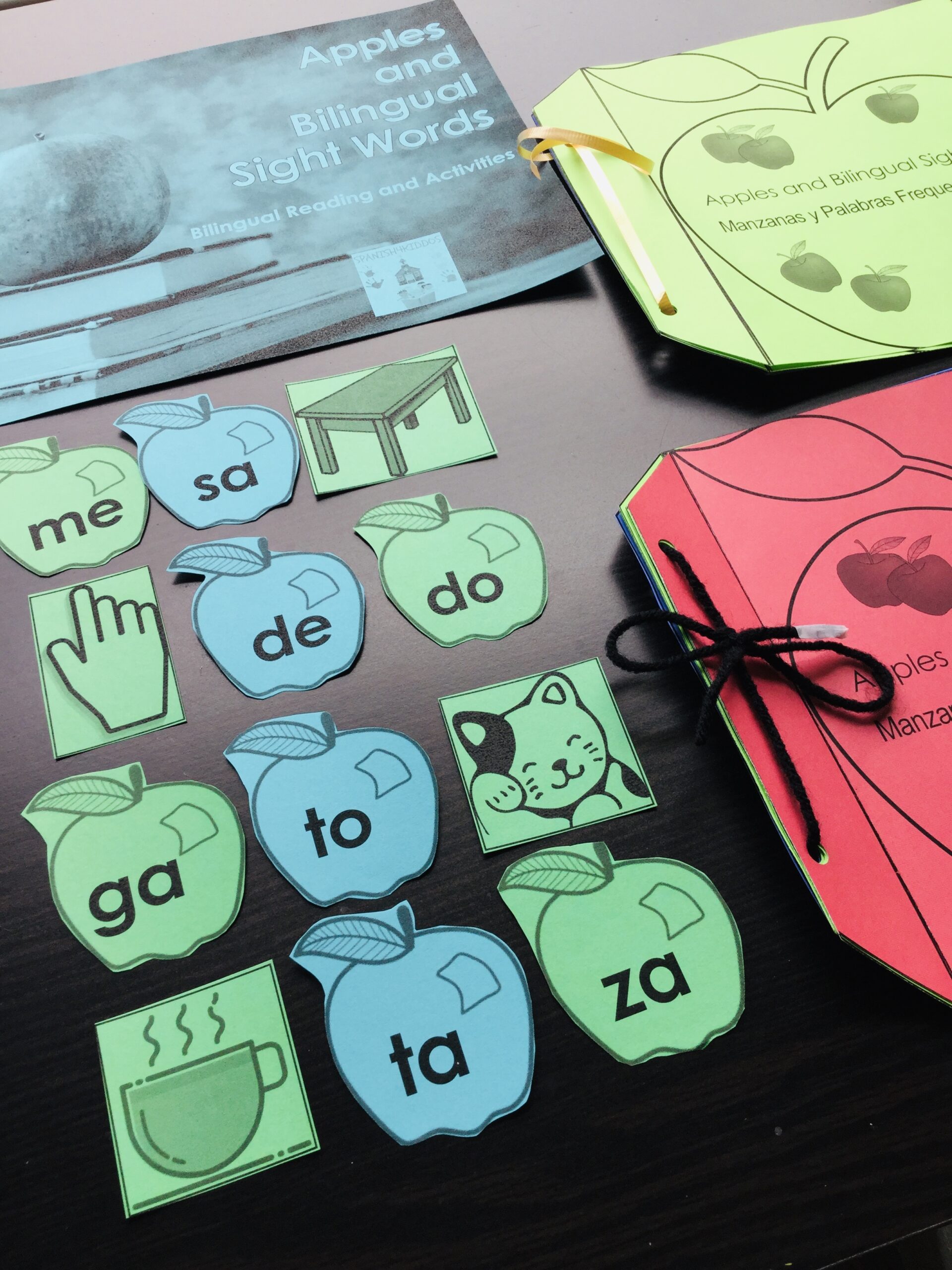 Bilingual Sight Words: Learning About Apples • Spanish4Kiddos